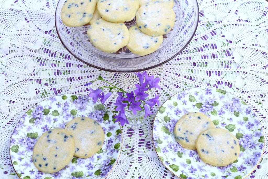 Rose and violet shortbread biscuits - Crumbs on the Table