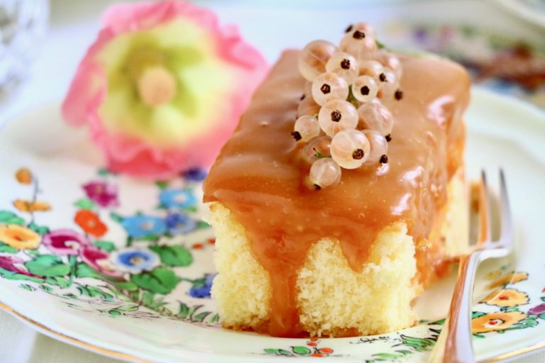 Caramel cake distraction bake - Crumbs on the Table